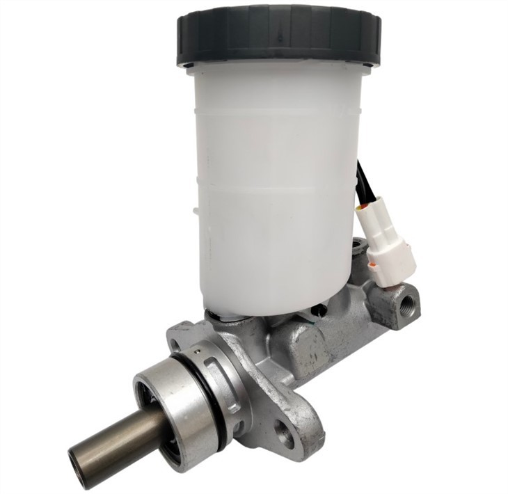 China Brake Master Cylinder For SUZUKI GRAND VITARA I 51100-65D30 ...